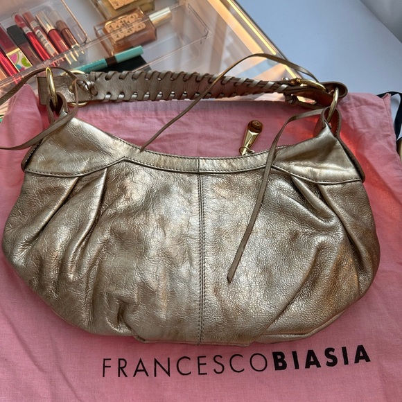 Francesco Biasia | Bags | Francesco Biasia Gold Shoulder Bag | Poshmark